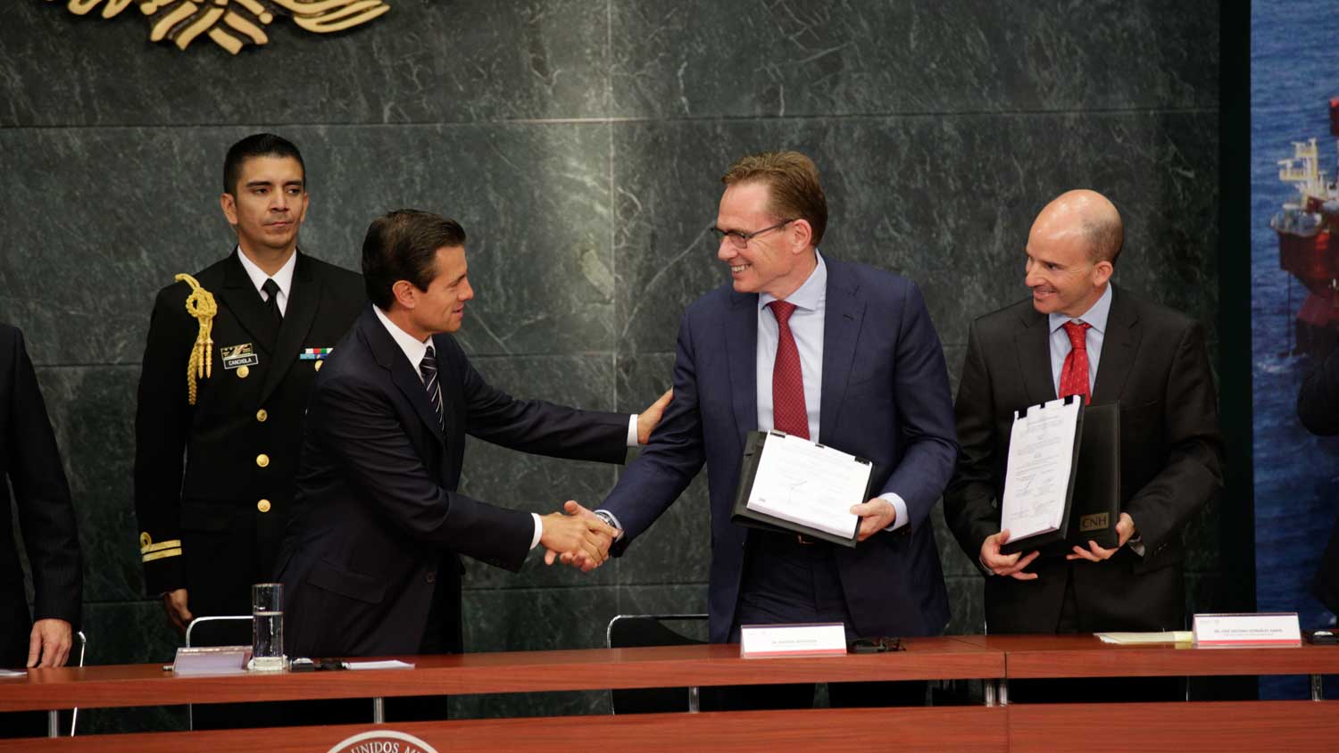 BHP Billiton and PEMEX sign agreement for deep-water oil discovery in ...